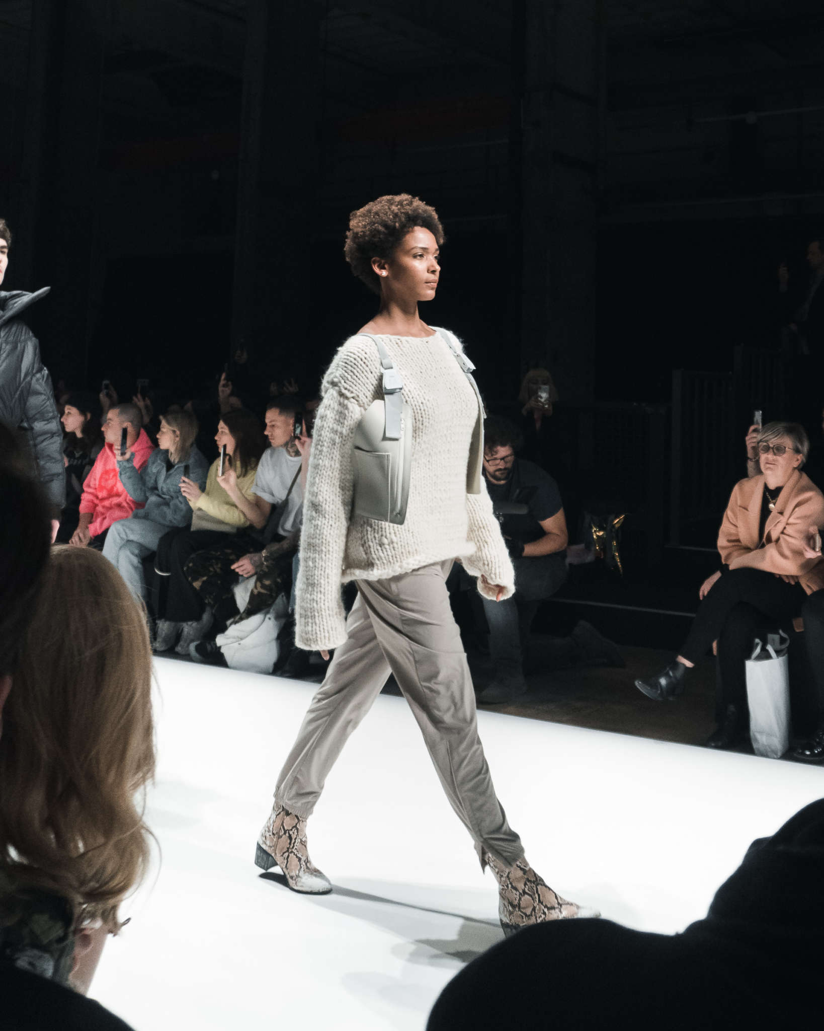 Minimal meets Techno Look - Last Heirs Fashionshow - Tiffy Ribbon ...